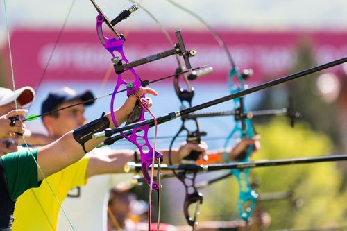 Compound vs Recurve Bow: What's the Difference? | HuntWise